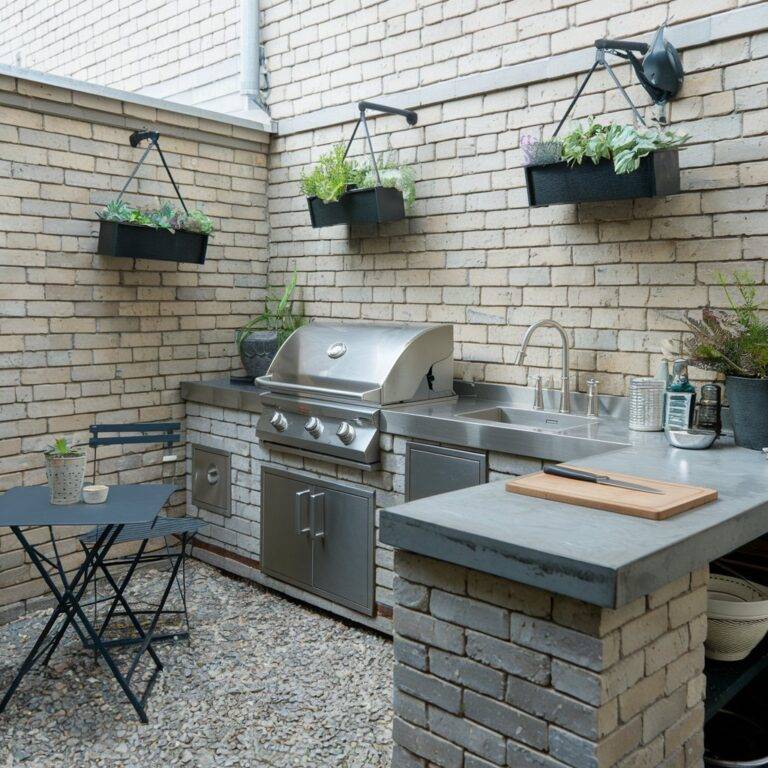 Cook, Dine, and Relax: 60 Backyard Kitchen Ideas to Transform Outdoor ...