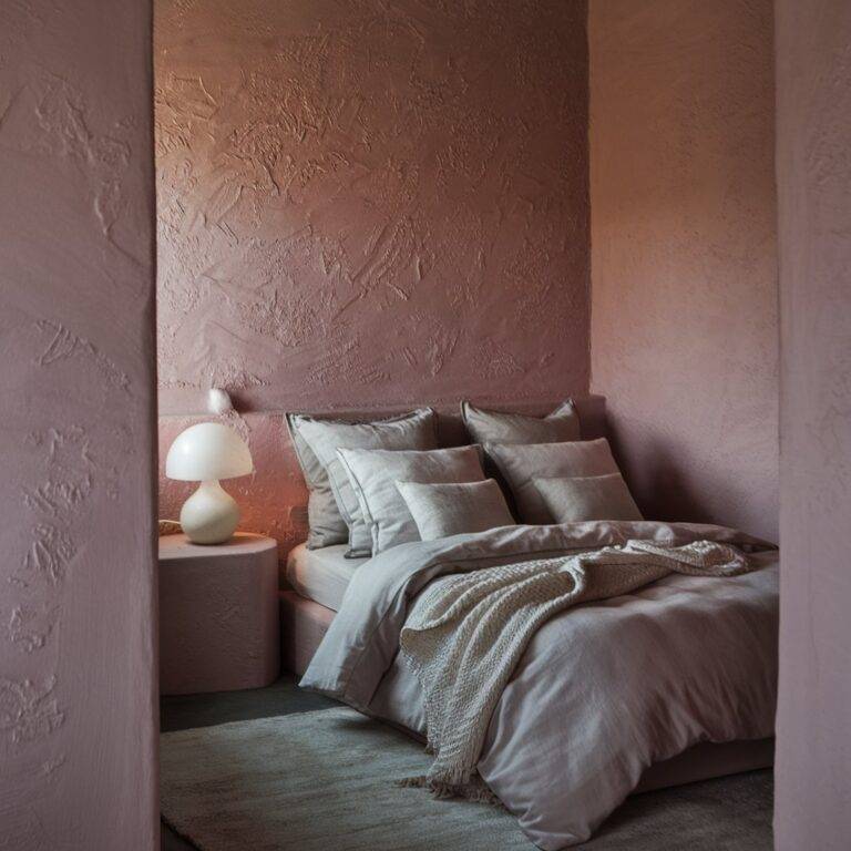 Dusty Pink Bedroom Makeover 40 Stylish and Dreamy Ideas - INFOR EASY HOME